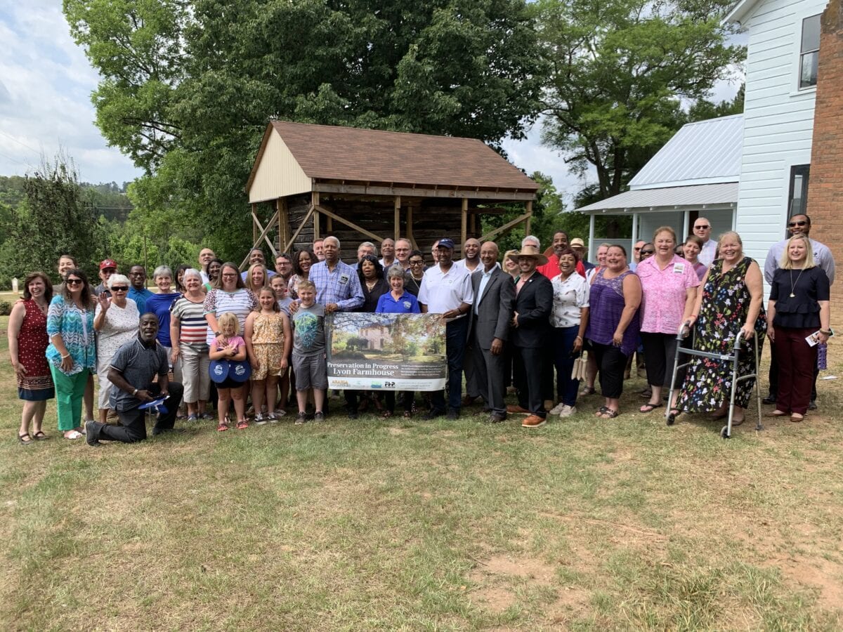 DeKalb officials dedicate historic Lyon farmhouse - On Common Ground ...