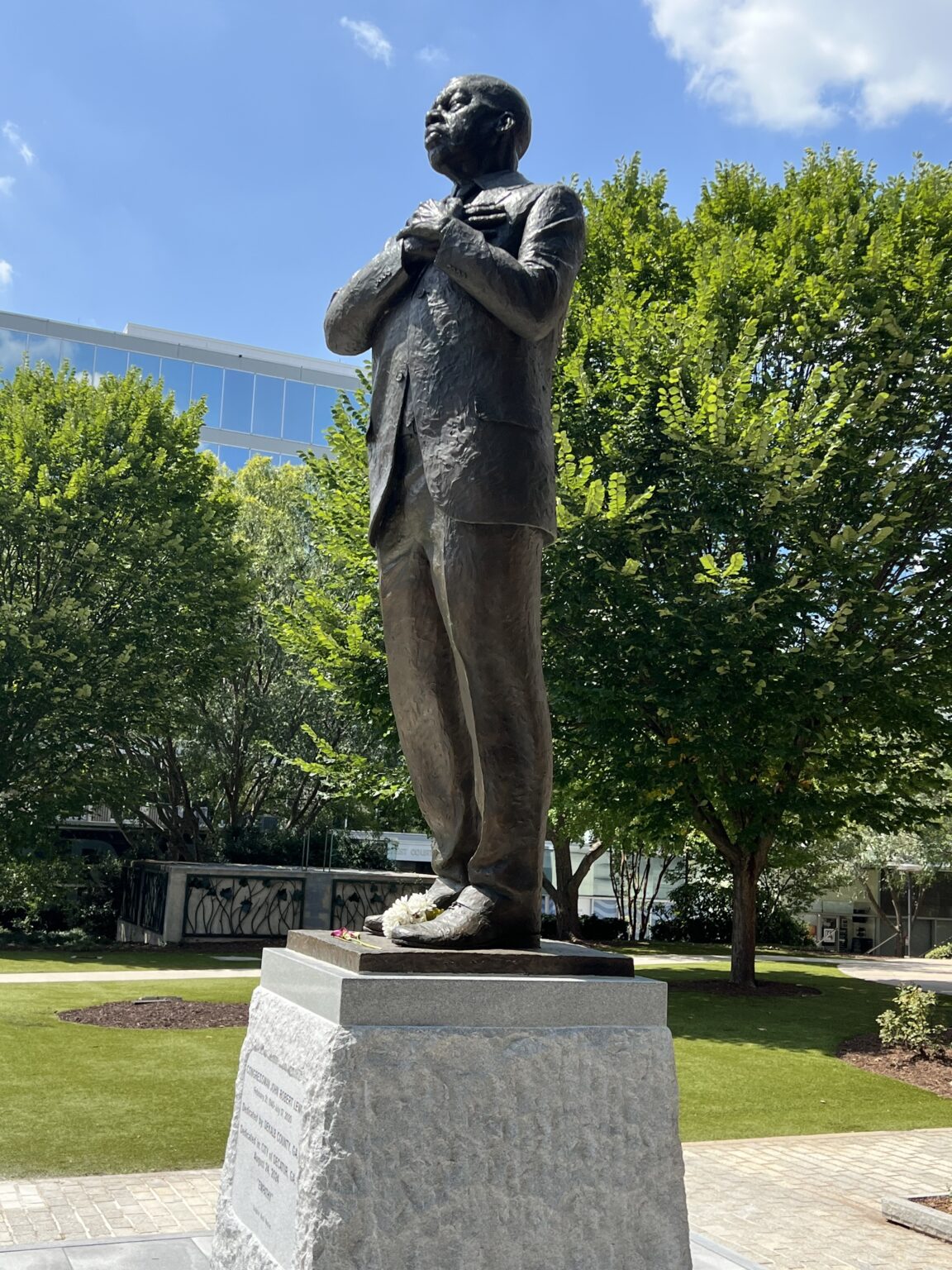 Georgia’s historic John Lewis monument unveiled, replaces Confederate ...